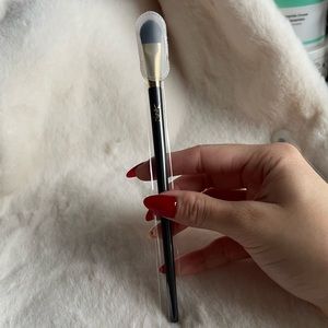 Yves Saint Laurent | Makeup | Ysl Concealer Brush N6 | Poshmark